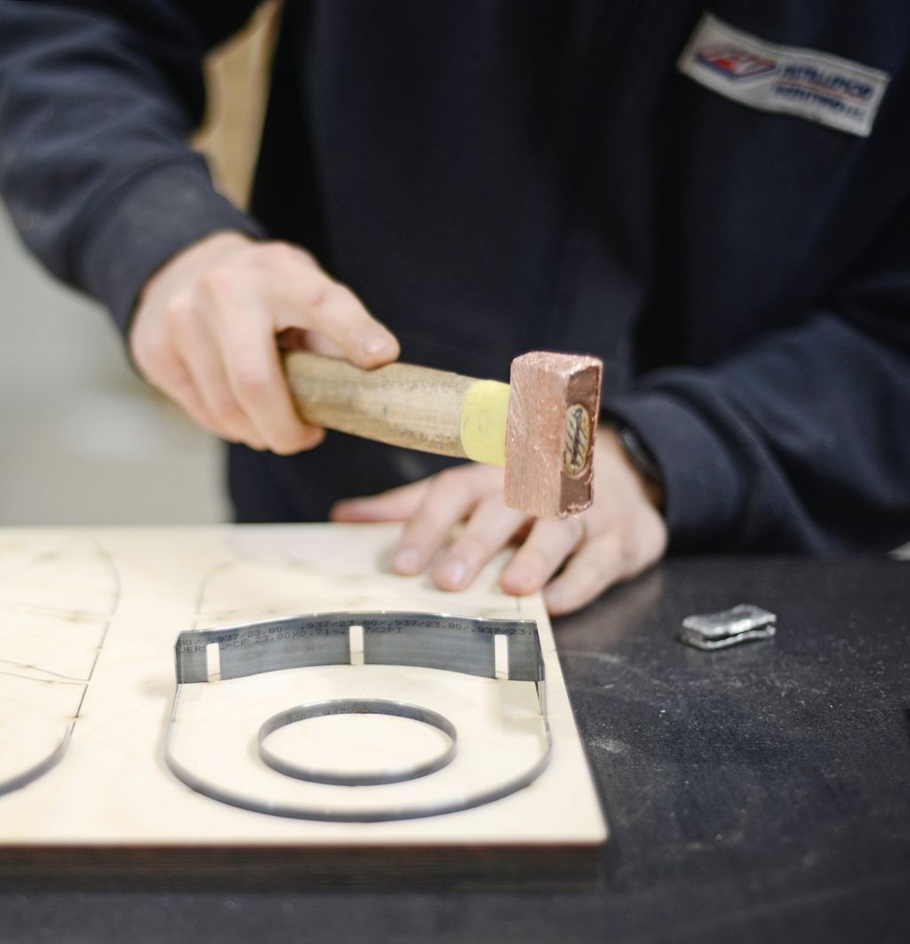 Fustelle americane ed estrattori | Fustellificio Vicentino